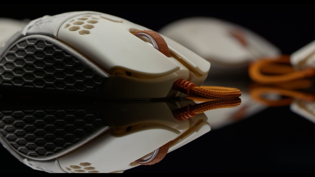 Best Mouse for Fortnite Players (Updated 2023) | FPS Champion